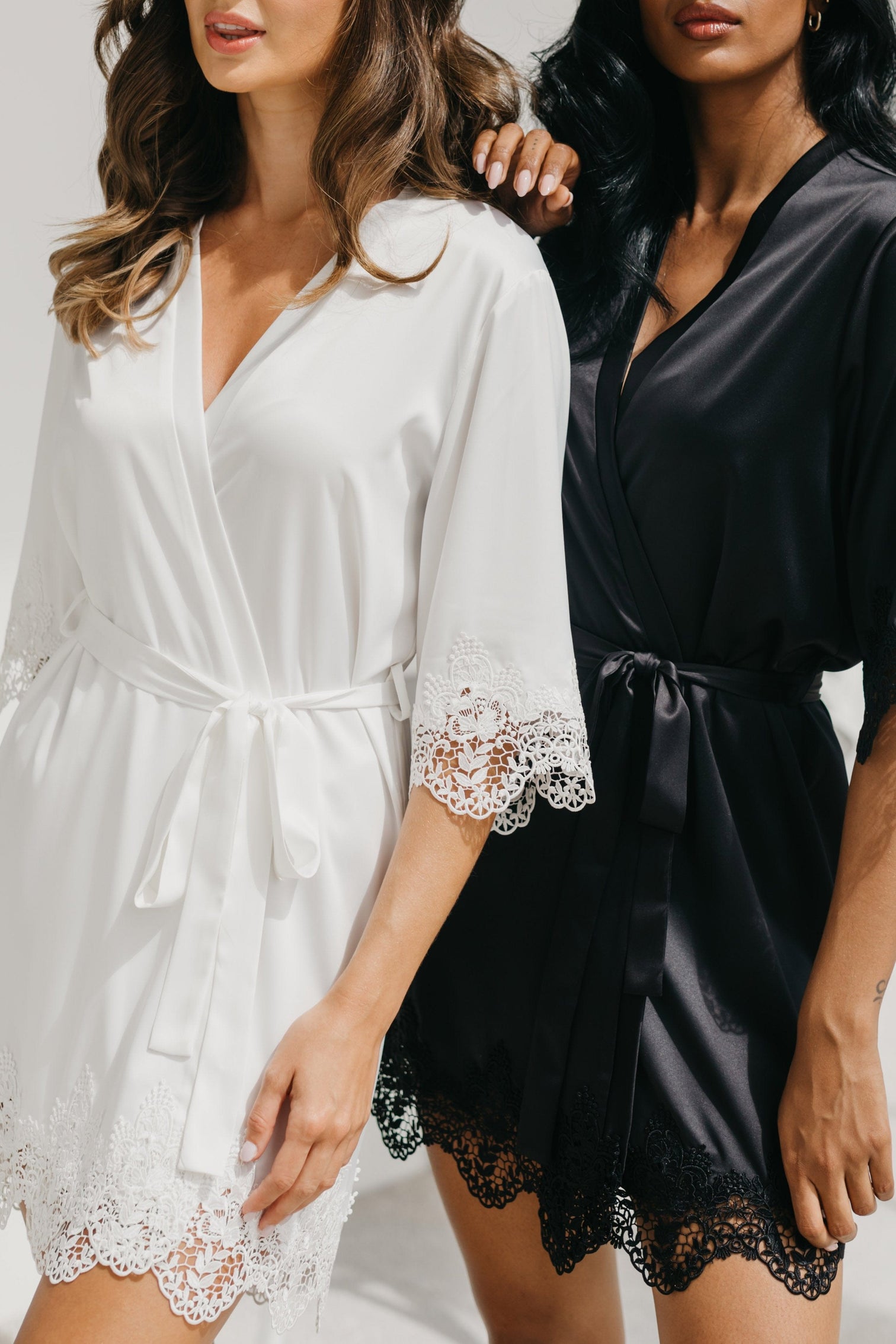 Chiara Lace Trim Robe | Bridesmaid Robe | Satin Lace Trim Robe – Lerose USA